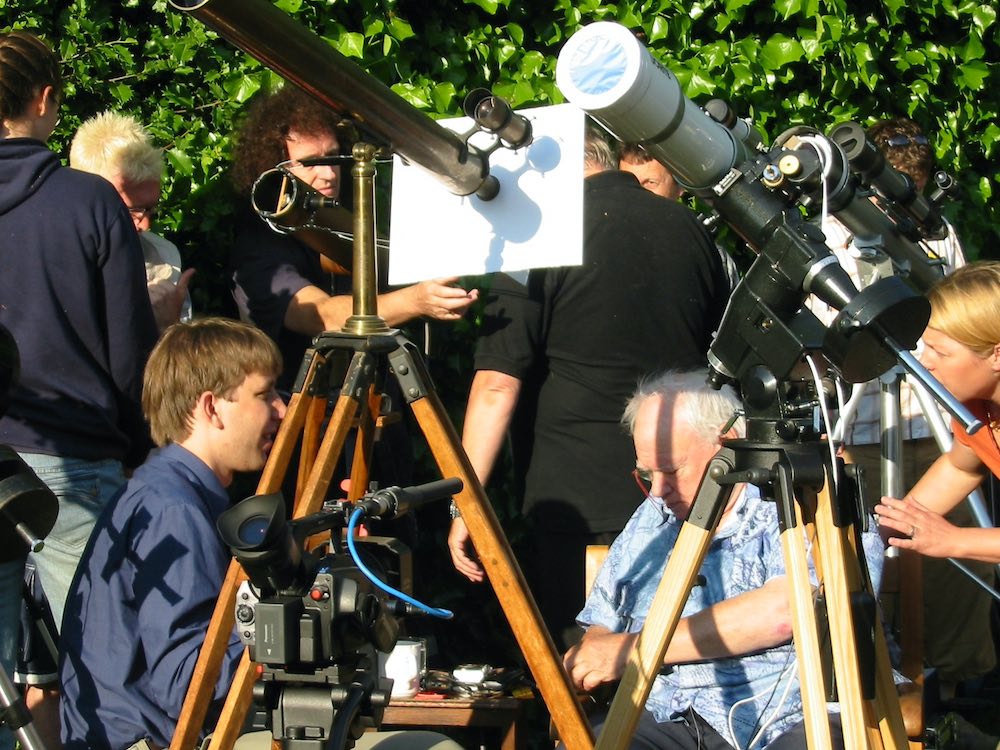 QueenOnline.com - Noticias